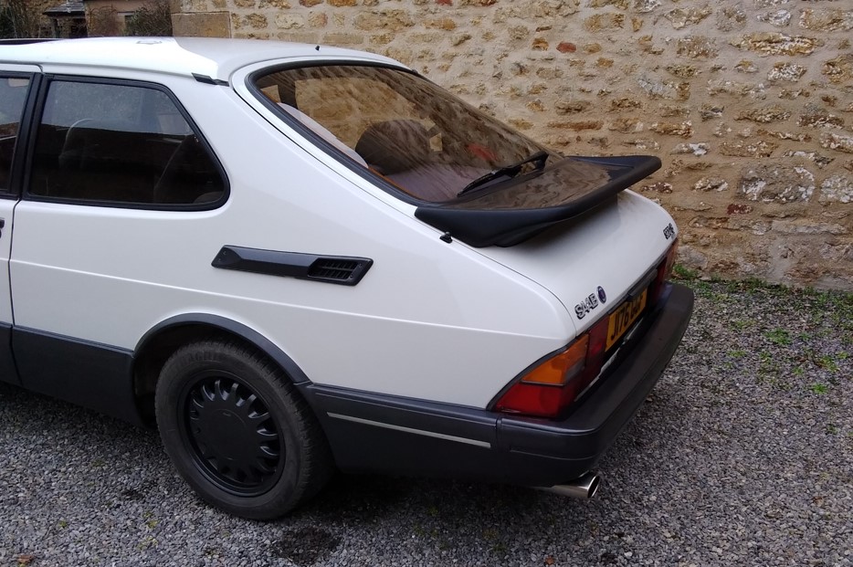 A-Zperformance | SAAB 900 Airflow Carlsson Rear Wing Replica PRO 1978-1993